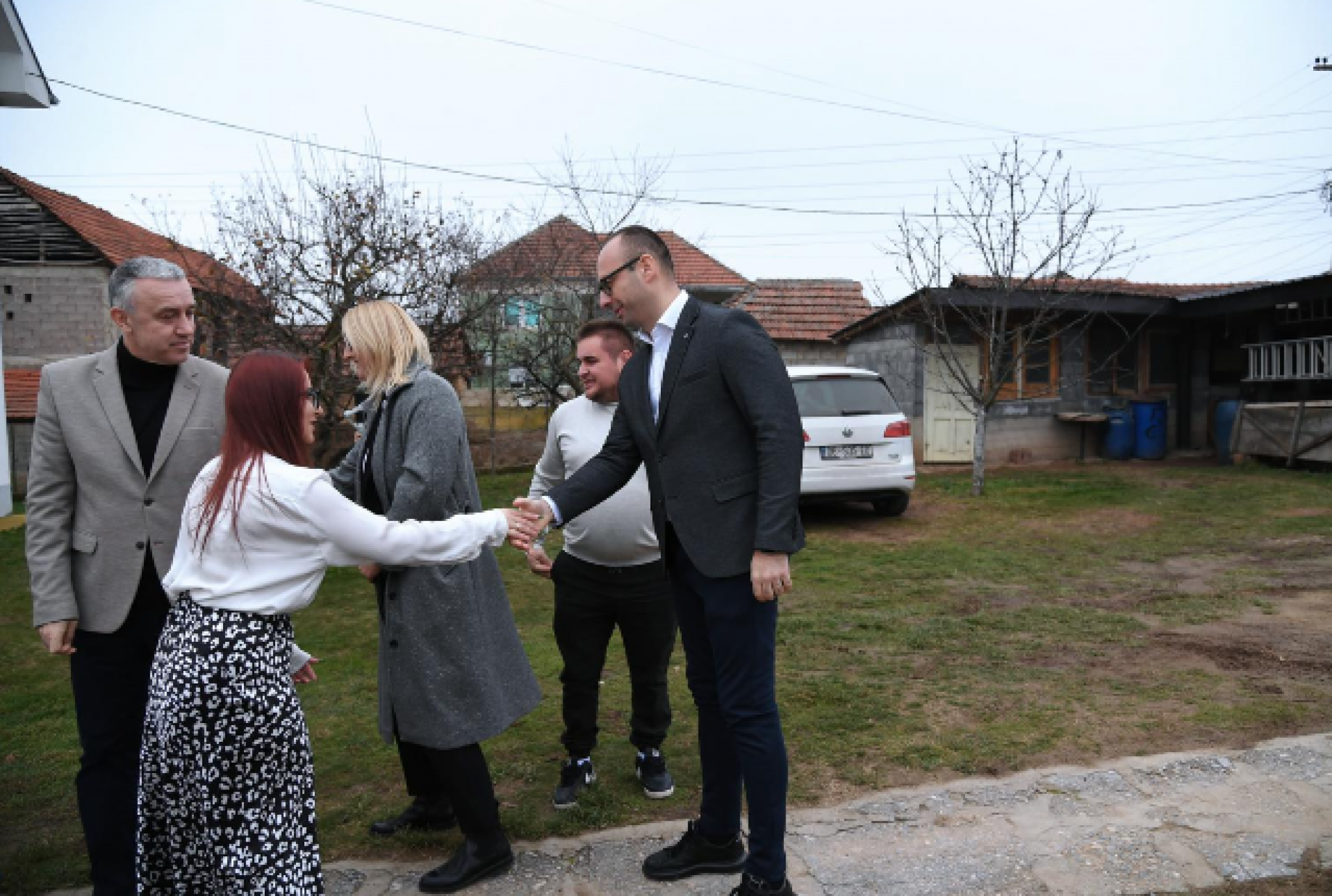 DVOJICA SINOVA SE VRATILA SA MALTE DA ŽIVE NA KOSOVU I METOHIJI Srpska ...